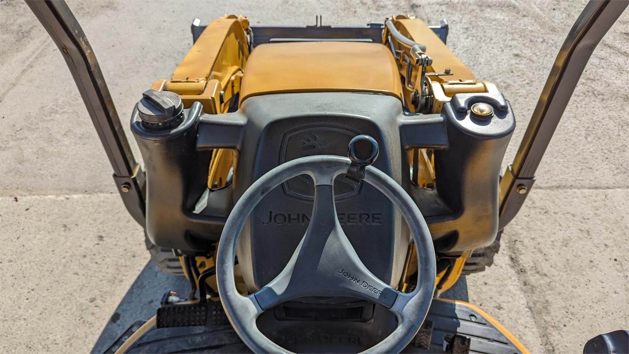 2004 Deere 110 Backhoe - $26,900 | Machinery Pete