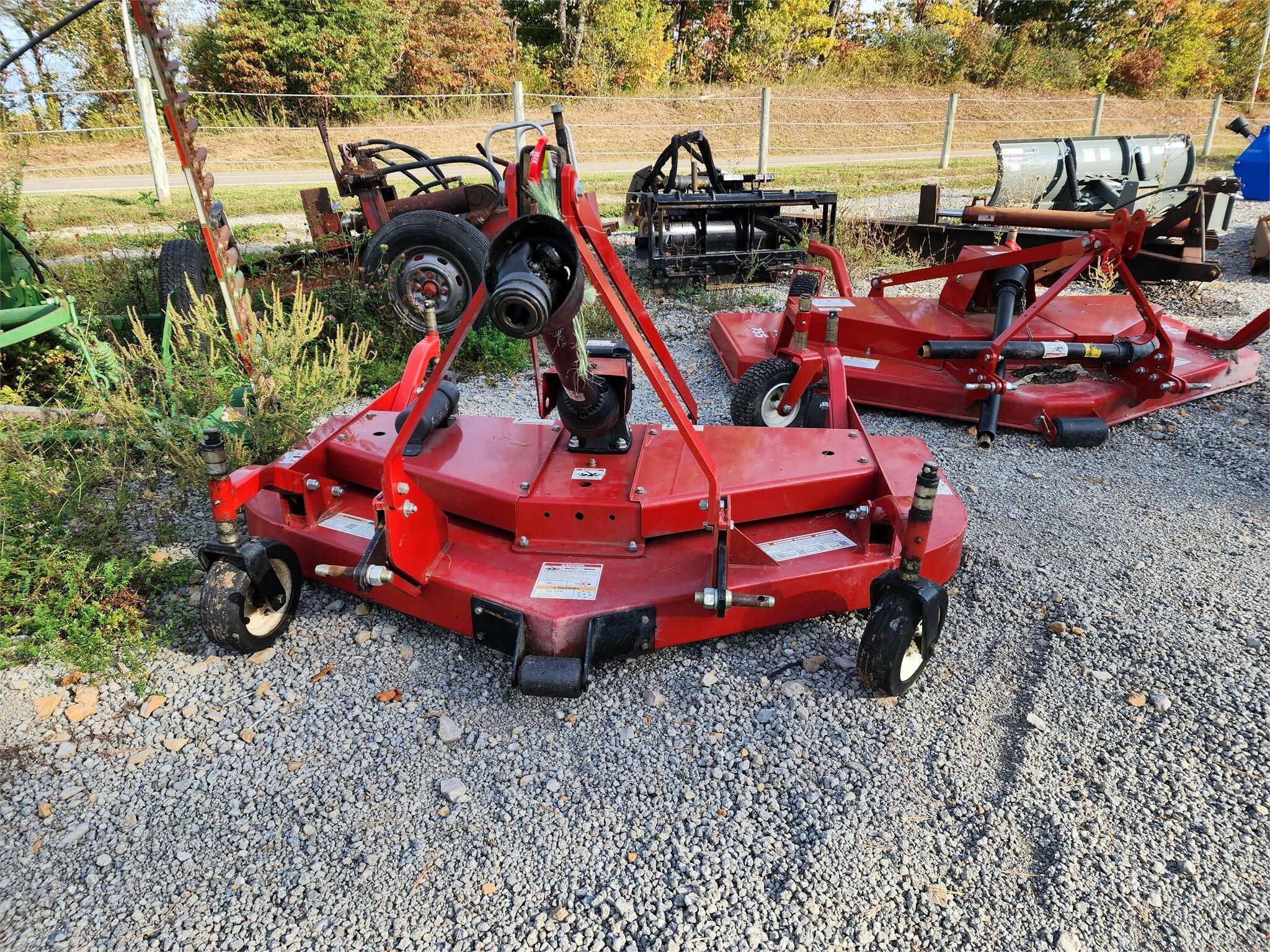 Bush Hog RDTH72 Rotary Cutter - $2,250 | Machinery Pete