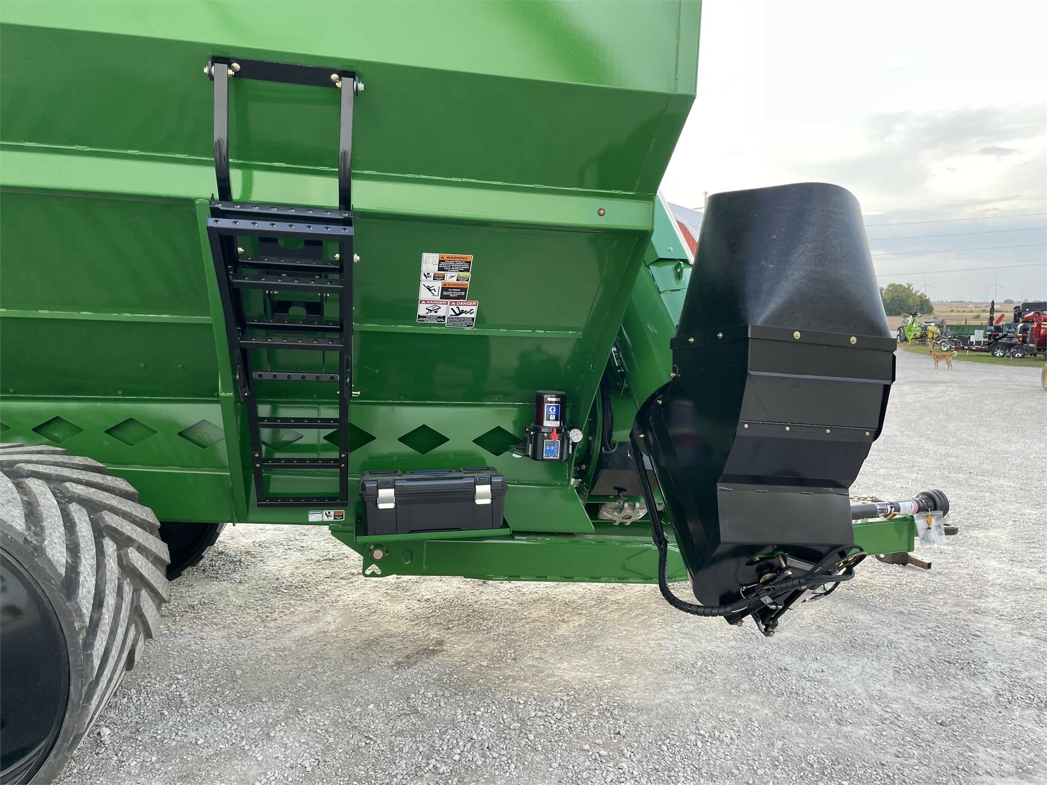 2024 Unverferth 1320 Grain Cart - $Call | Machinery Pete