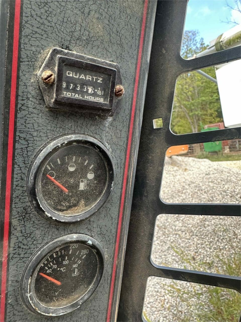 2002 Gehl 7600 Skid Steer - $17,000 | Machinery Pete