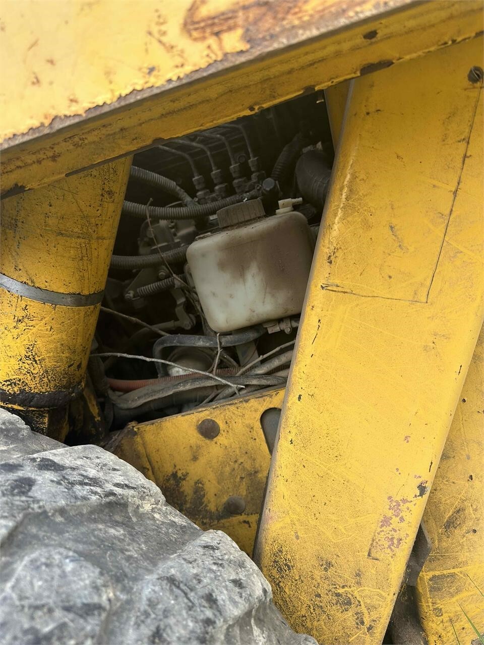 2002 Gehl 7600 Skid Steer - $17,000 | Machinery Pete