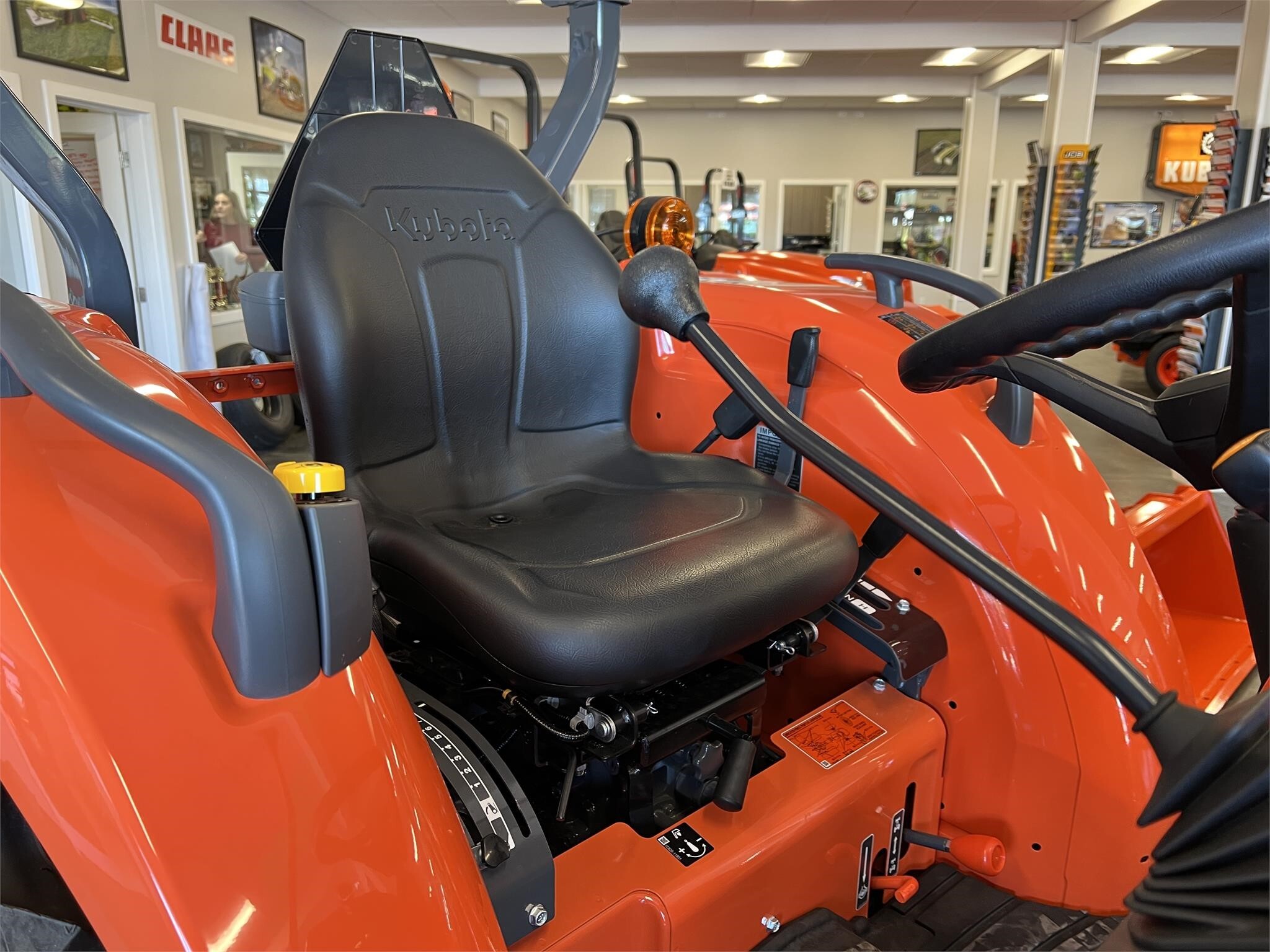 2025 Kubota L4802HST Tractor - $35,410 | Machinery Pete
