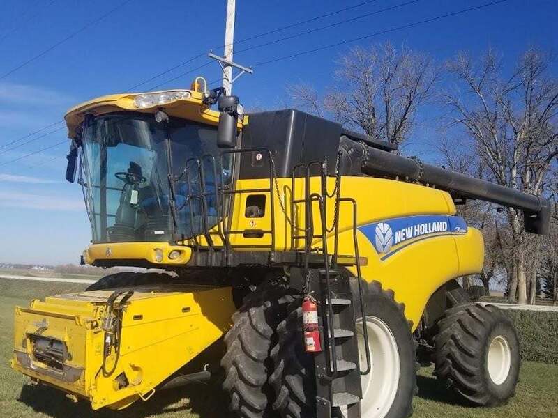 Used New Holland Combines for Sale - 194 Listings | Machinery Pete