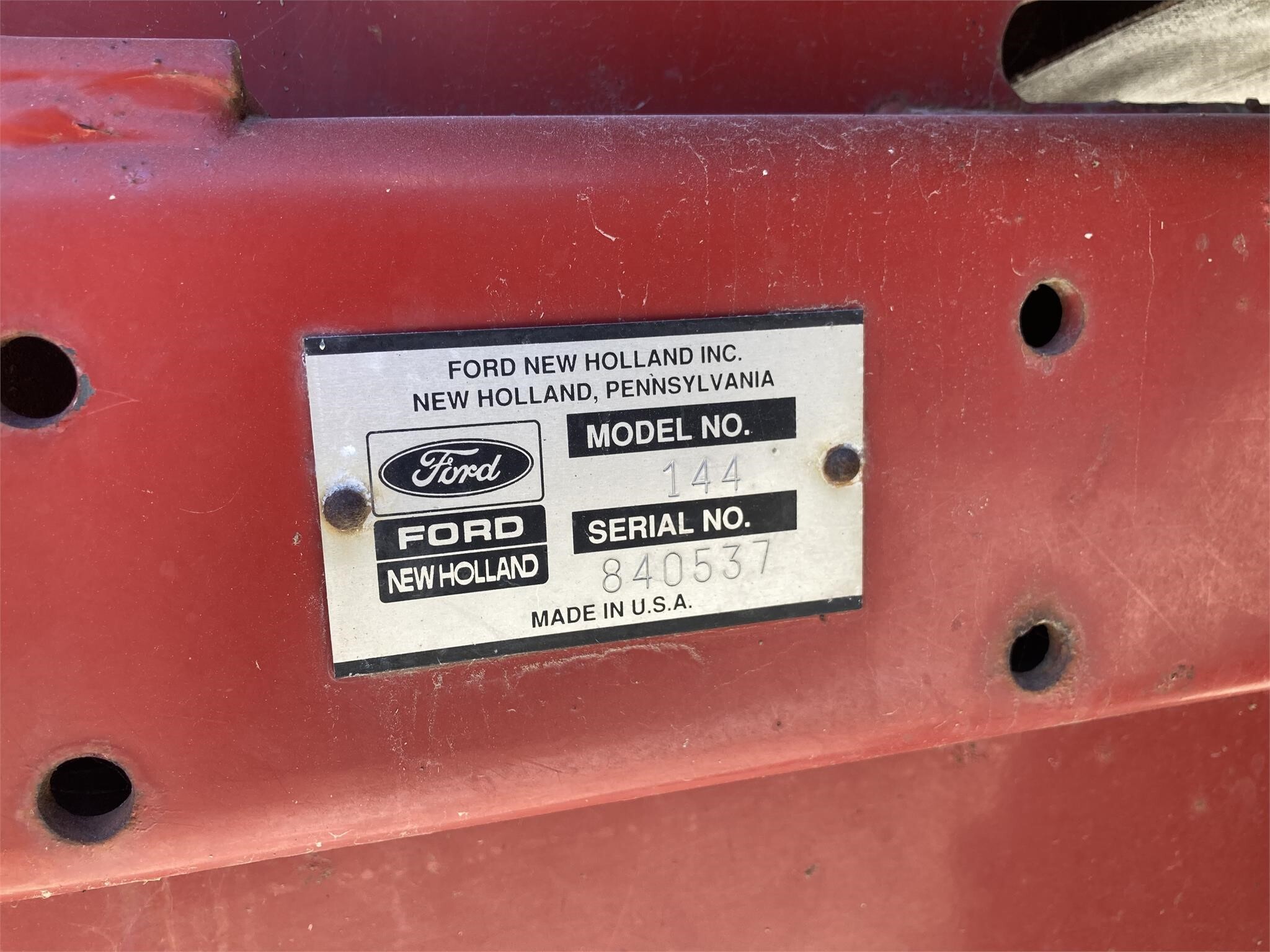New Holland 144 Inverter - $2,650 | Machinery Pete