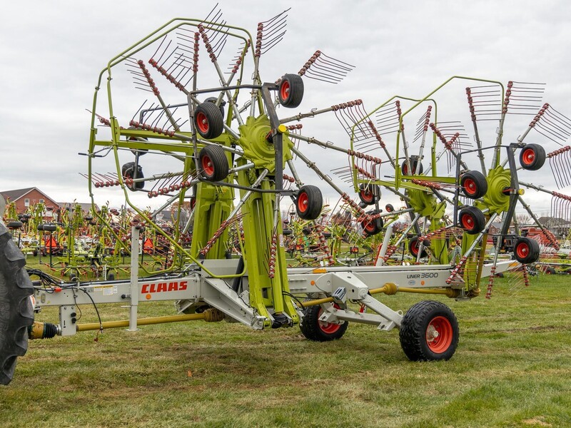 Used Claas Rakes for Sale - 68 Listings | Machinery Pete
