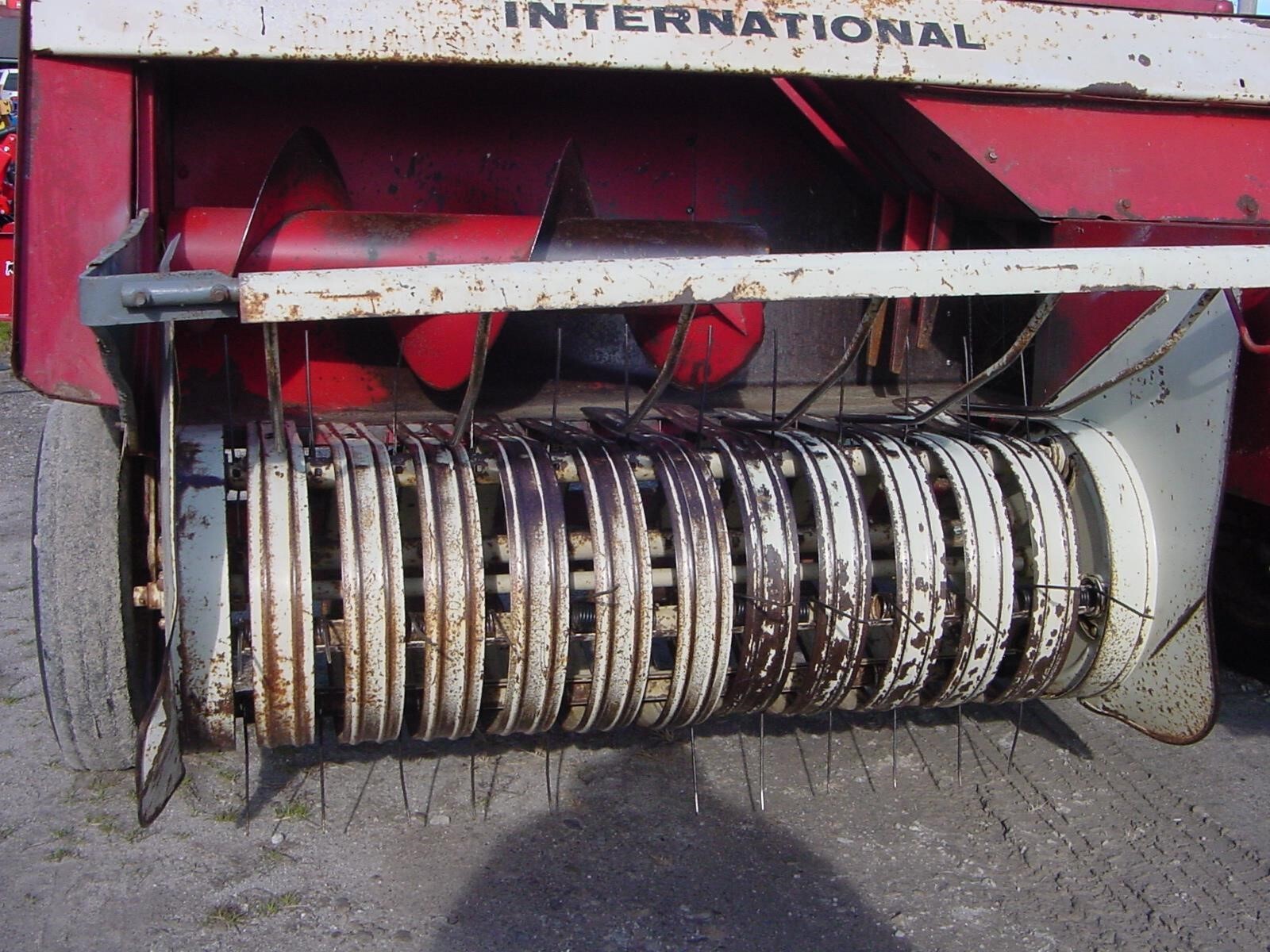 International 430 Small Square Baler - $3,200 | Machinery Pete