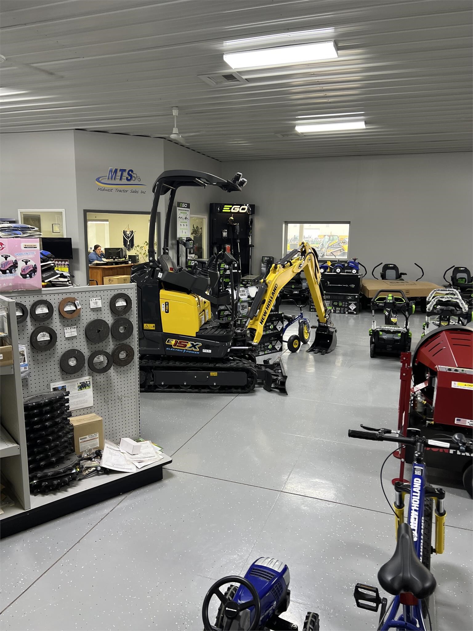 2023 New Holland E15X Mini Excavator - $Call | Machinery Pete