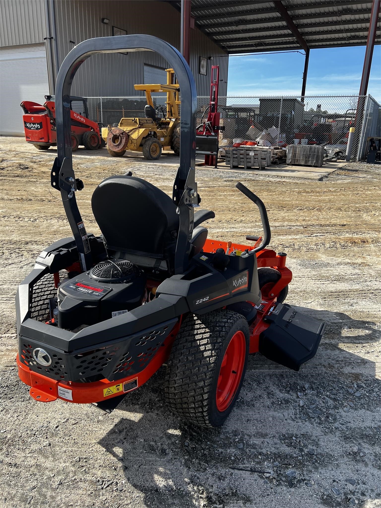 2025 Kubota Z242 Lawn Mower - $Call | Machinery Pete