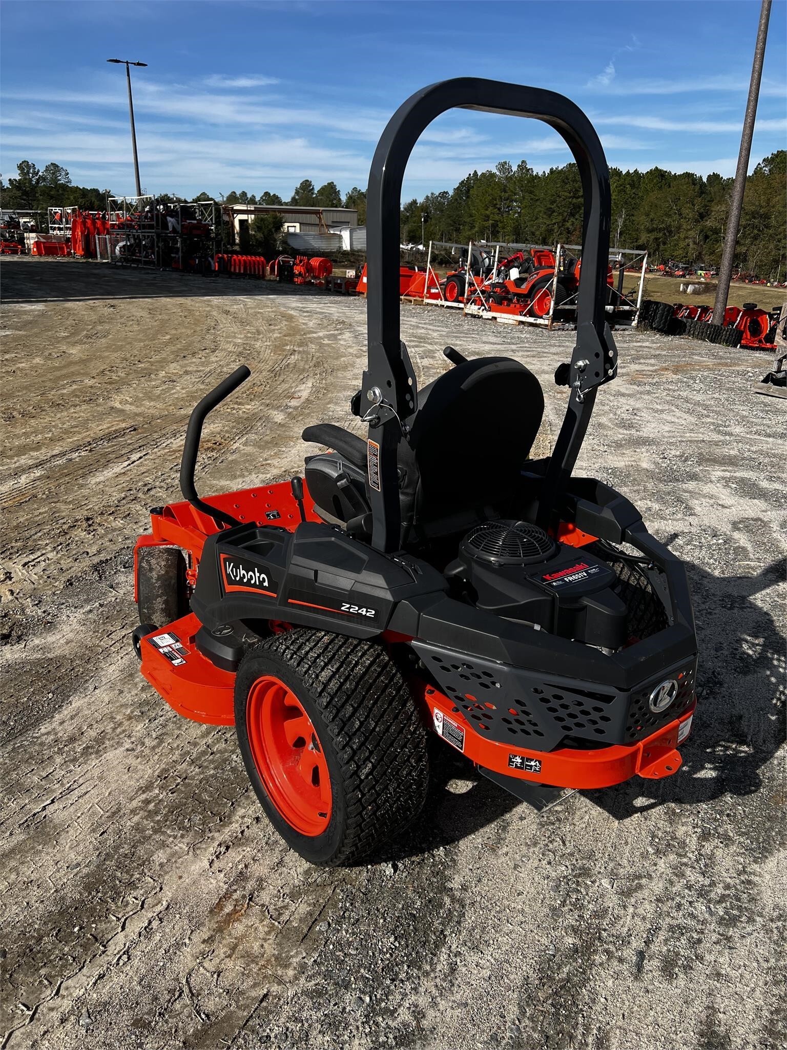 2025 Kubota Z242 Lawn Mower - $Call | Machinery Pete