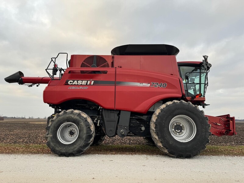 Used Case IH Combines for Sale - 1254 Listings | Machinery Pete