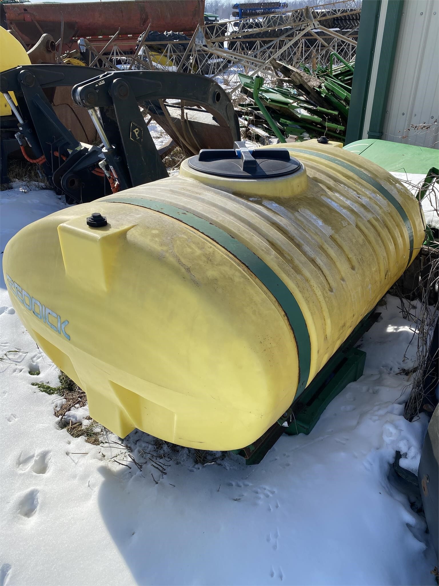 John Deere Saddle Tanks Tank - $1,000 | Machinery Pete