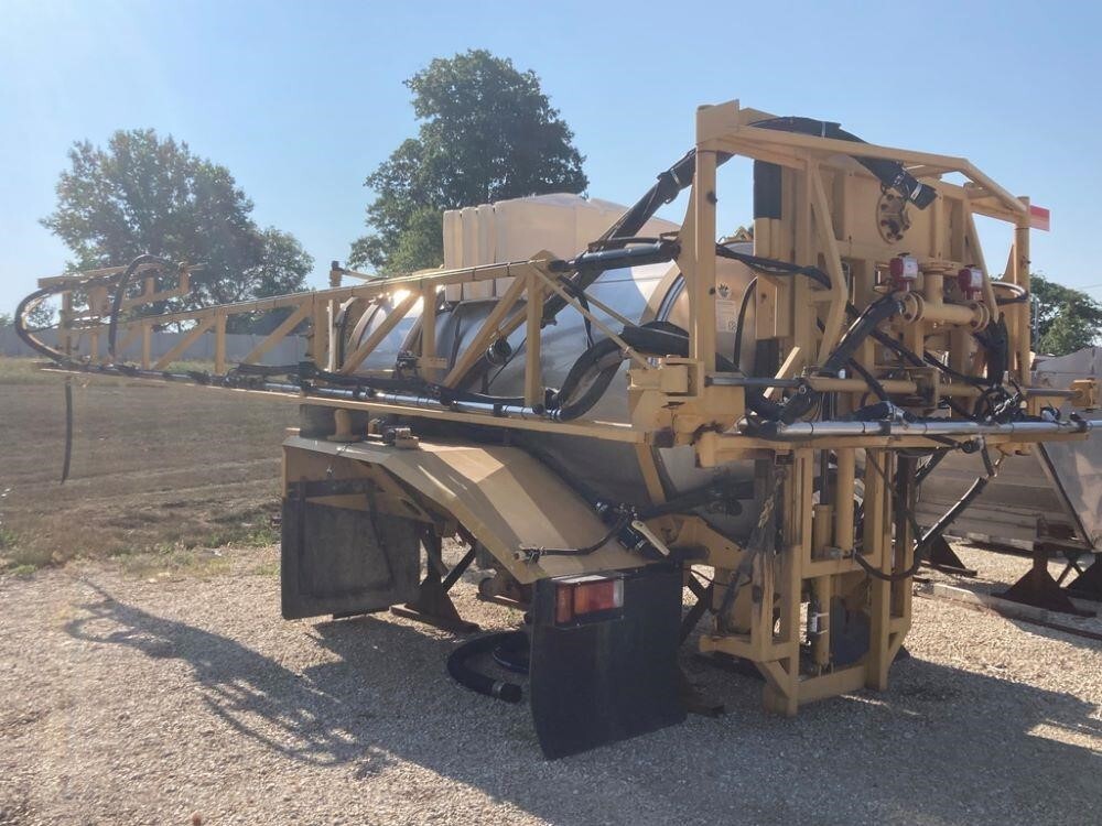 TerraGator TG8400 Self-Propelled Fertilizer Spreader - $7,900 ...