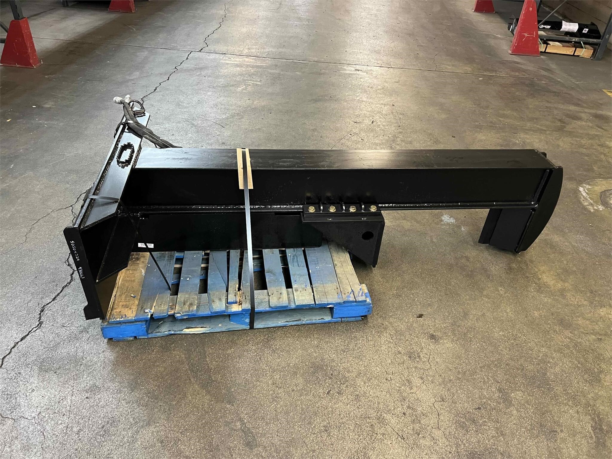 2024 EDGE LS40 Loader and Skid Steer Attachment - $Call | Machinery Pete