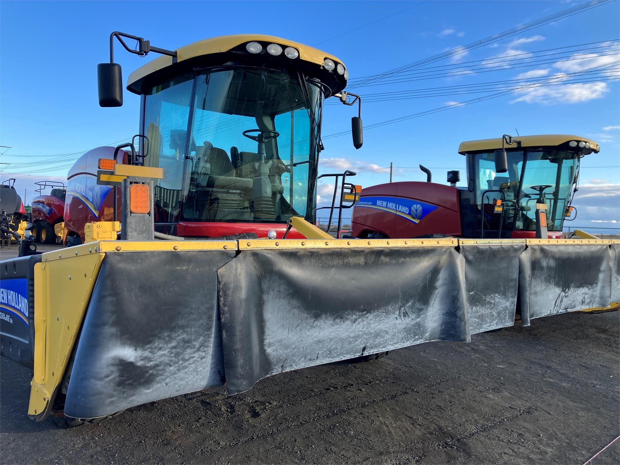 2019 New Holland Speedrower 260 Self-Propelled Windrowers and Swather ...
