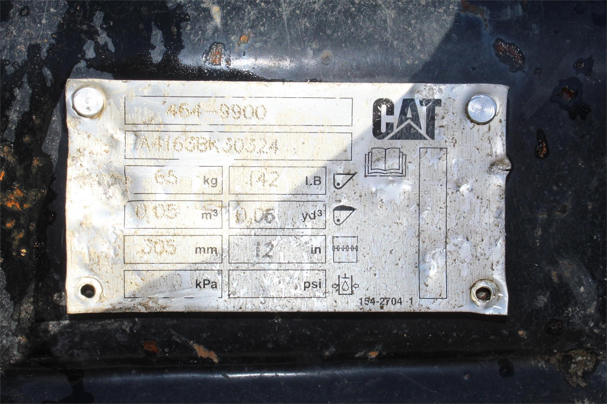 Caterpillar 12" BUCKET MODEL# 464-9900 Backhoe and Excavator Attachment ...