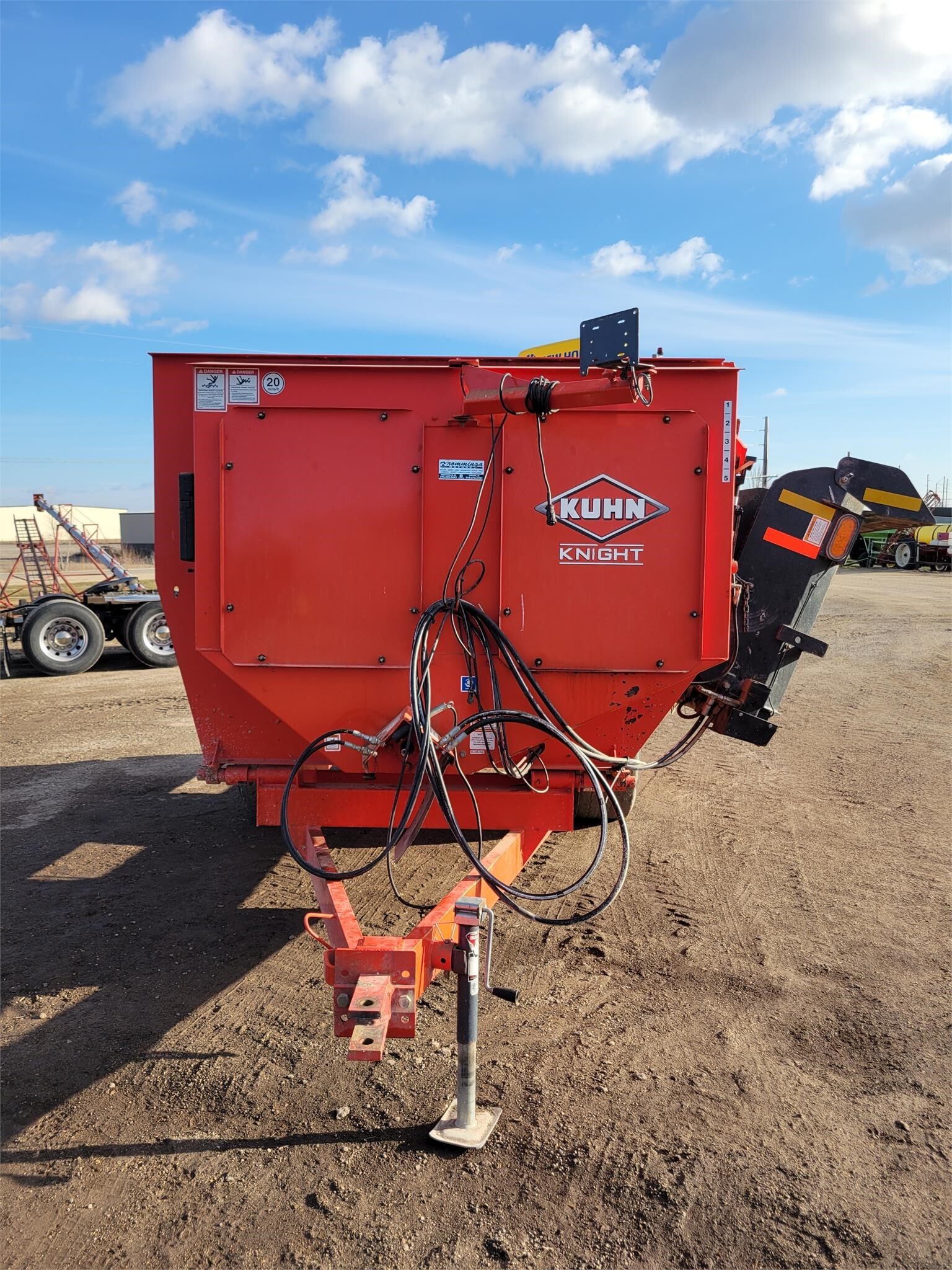 2020 Kuhn Knight 3130 Grinders and Mixer - $33,500 | Machinery Pete