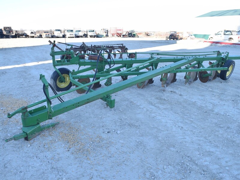 Used John Deere Plows for Sale - 96 Listings | Machinery Pete