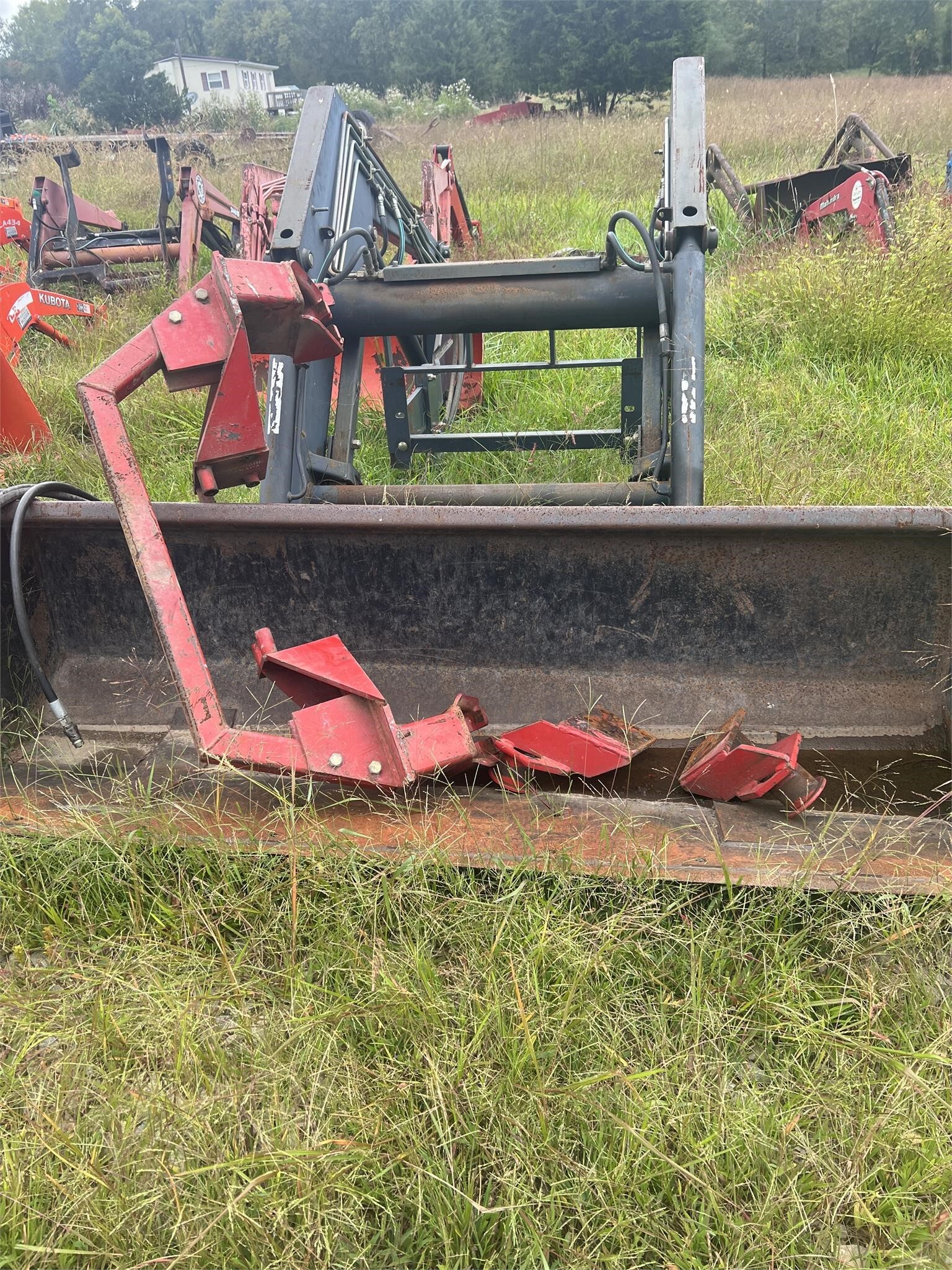 Allied 595 Front End Loader - $3,500 | Machinery Pete