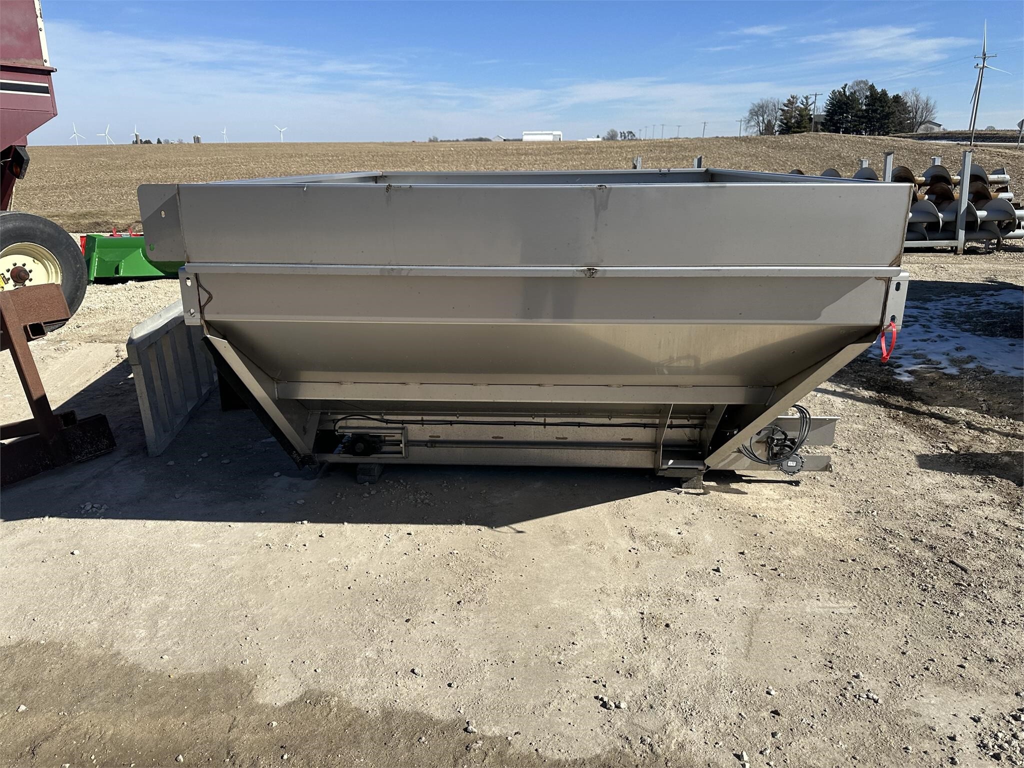 2021 New Leader Multapplier Self-Propelled Fertilizer Spreader ...