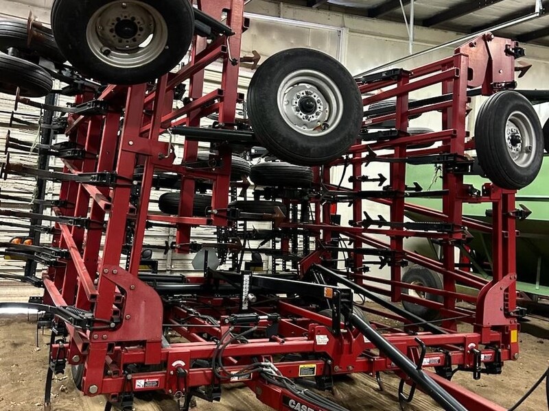Red Power Team - Mason City - Mason City, IA | Machinery Pete