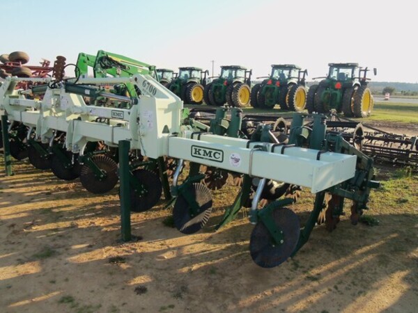 Used Strip-Till for Sale - 128 Listings | Machinery Pete