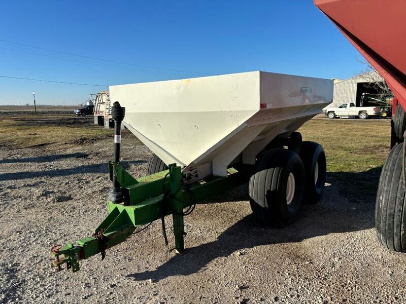 Used Pull-Type Fertilizer Spreaders for Sale - 509 Listings | Machinery ...