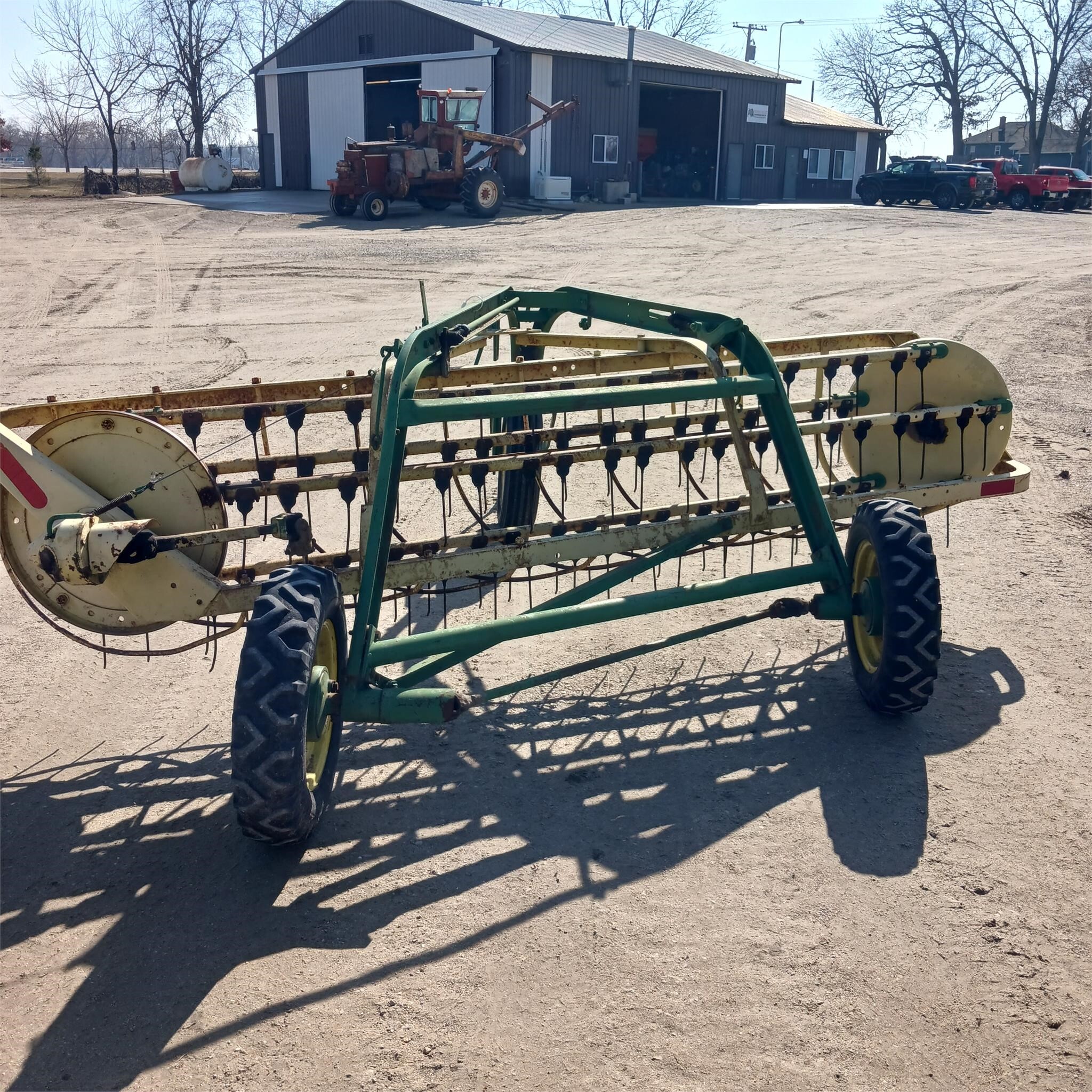 1988 John Deere 670 Rake - $2,495 | Machinery Pete