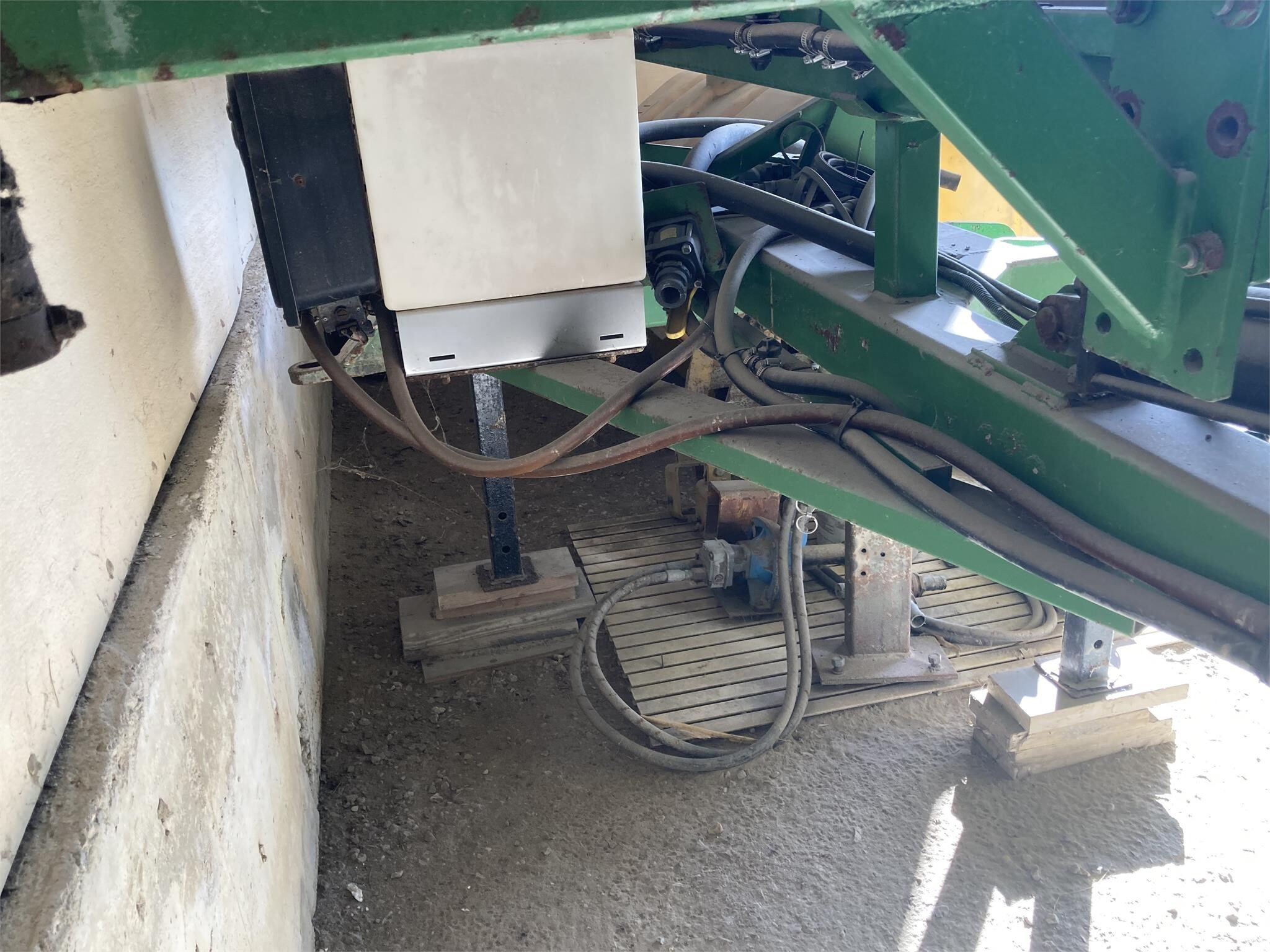 Fast 1000 Pull-Type Sprayer - $3,450 | Machinery Pete