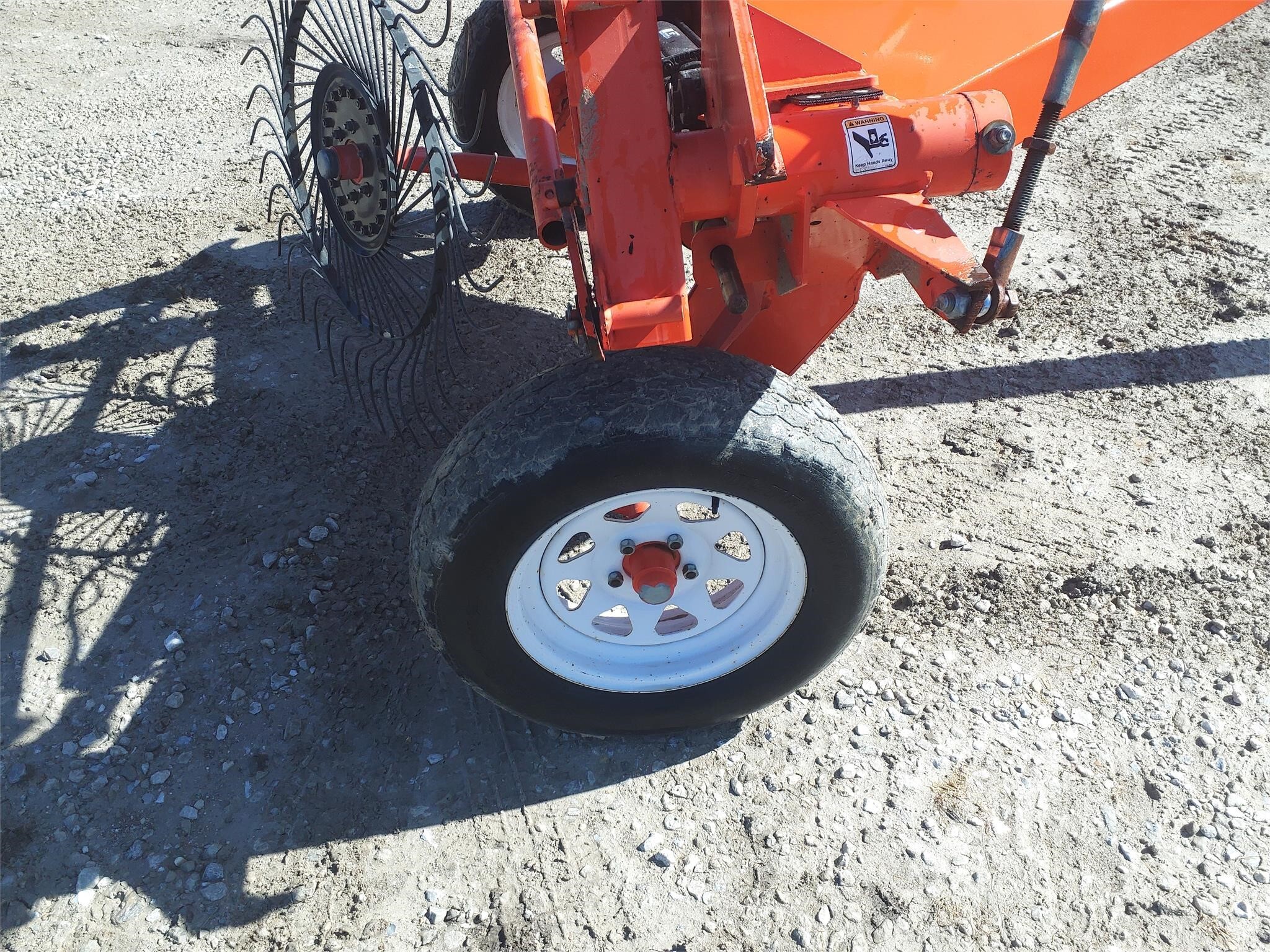 Kuhn SR110 Rake - $5,950 | Machinery Pete