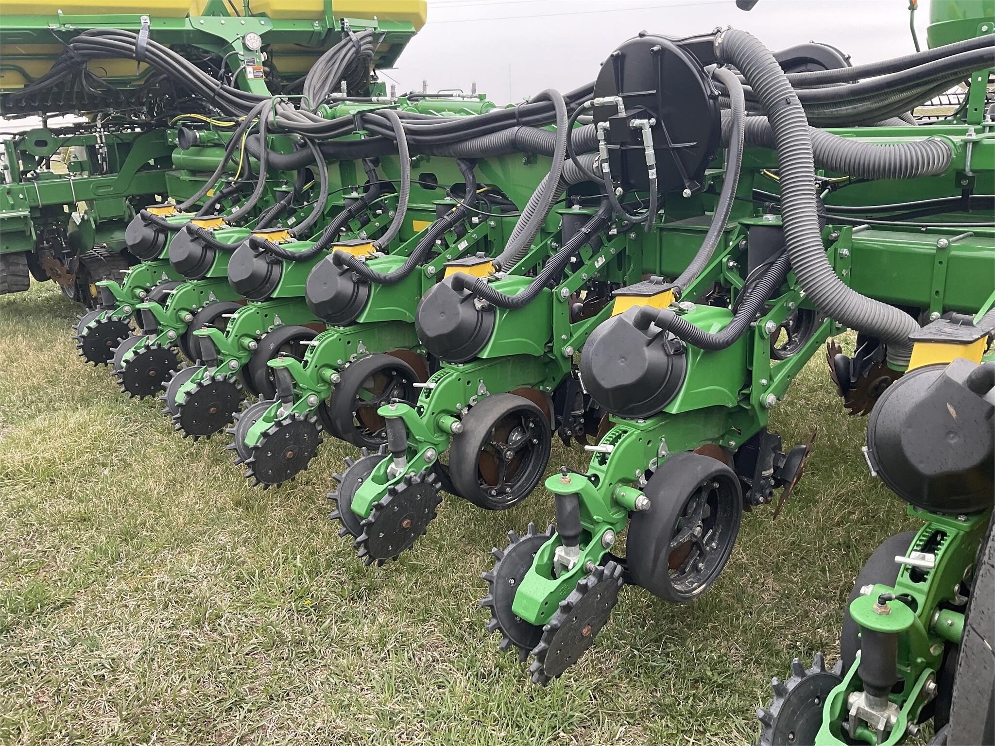 2022 John Deere 1775NT Planter - $234,500 | Machinery Pete