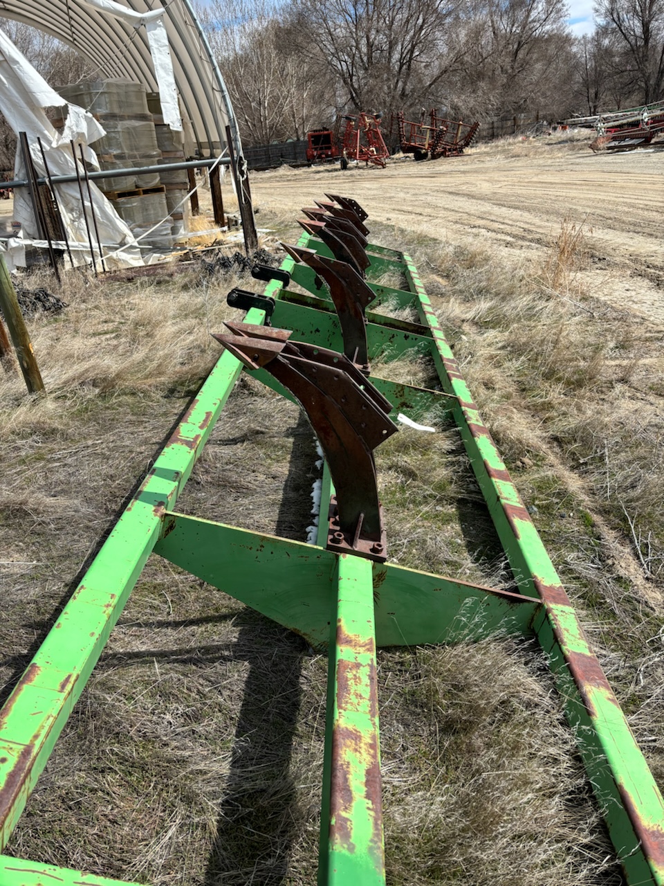 7 Shank 7 SHANK RIPPER In-Line Ripper - $2,900 | Machinery Pete