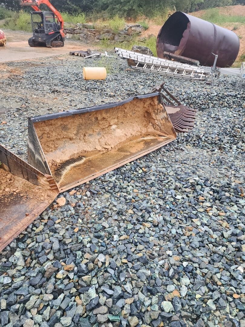 2019 HLA SB84BO500 Loader and Skid Steer Attachment - $795 | Machinery Pete