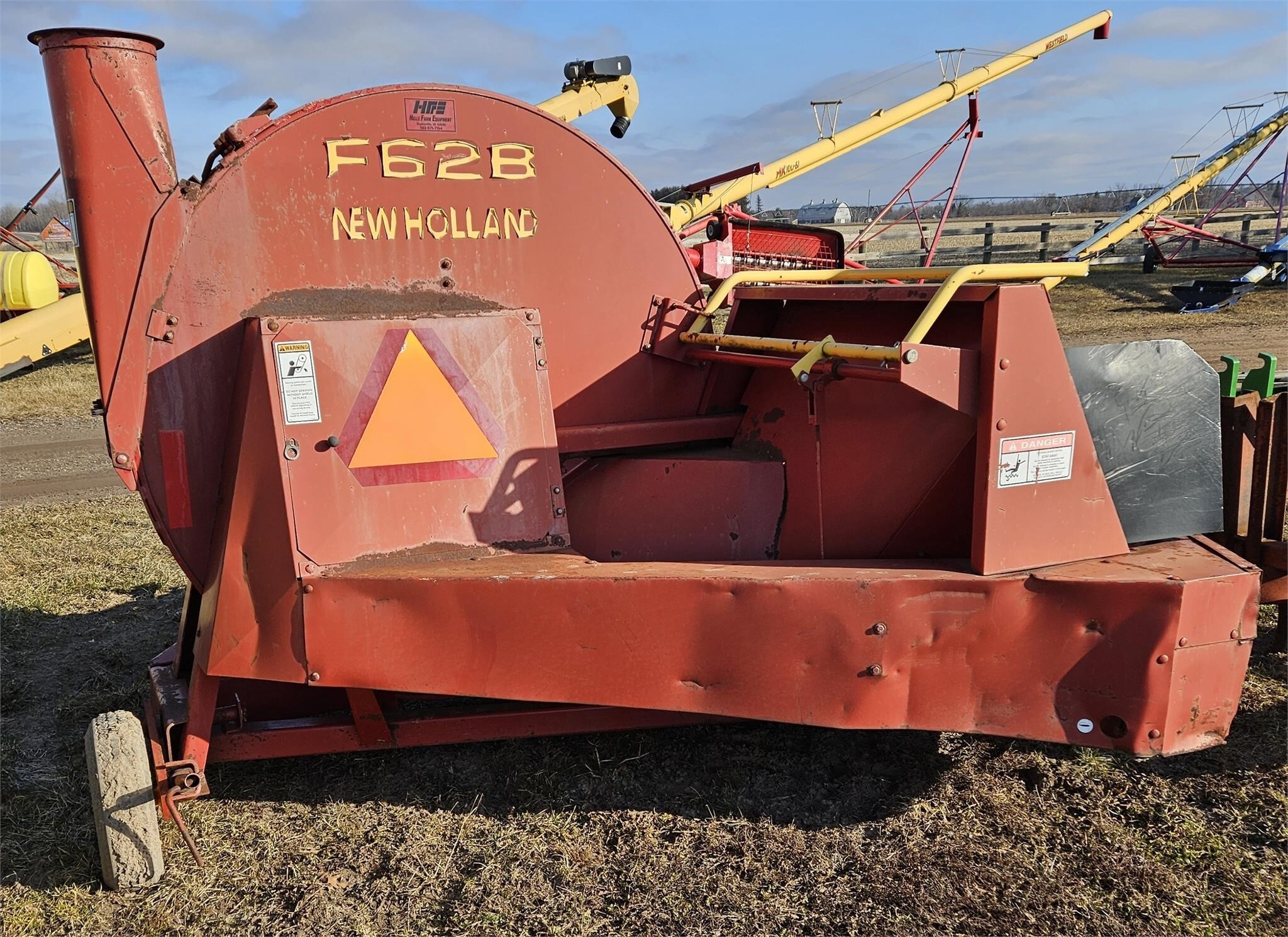 New Holland F62B Forage Blower - $2,000 | Machinery Pete