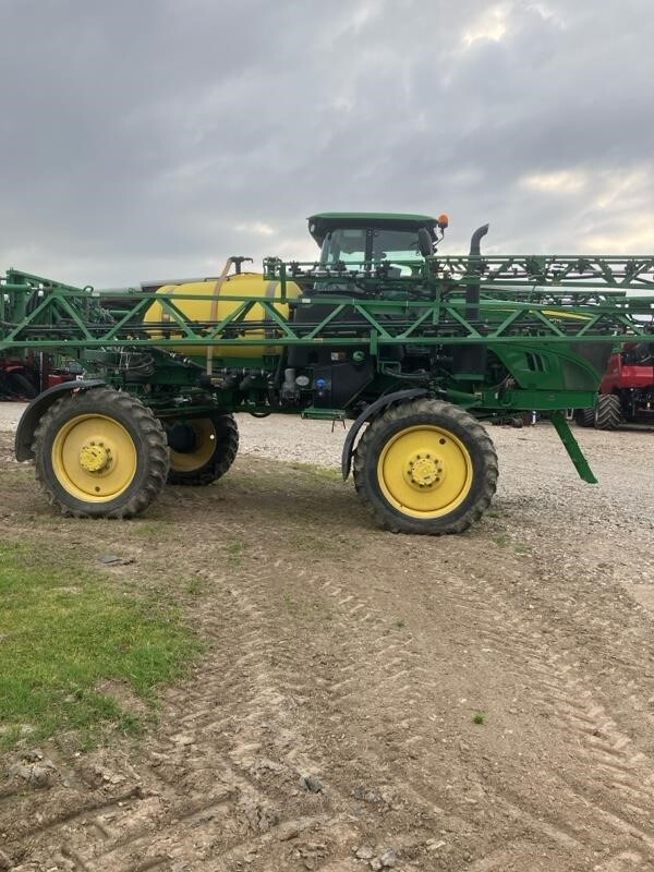 2021 John Deere R4023 Self-Propelled Sprayer - $185,000 | Machinery Pete