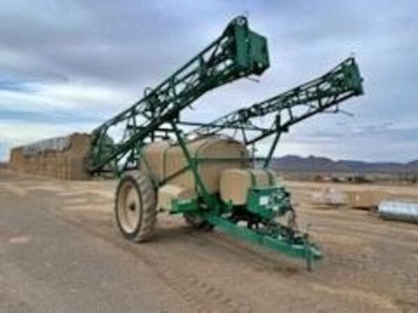Used Pull-Type Sprayers for Sale - 730 Listings | Machinery Pete