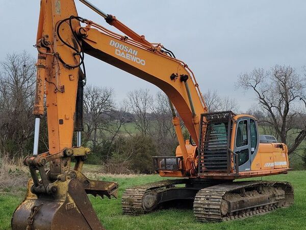 Used Excavators for Sale - 919 Listings | Machinery Pete
