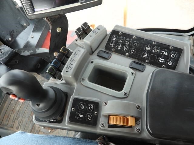 2017 Versatile 550DT Tractor - $Call | Machinery Pete