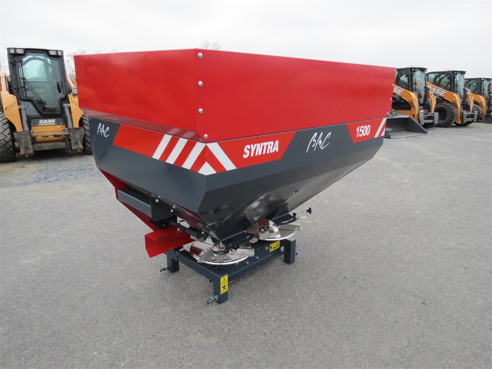 2025 BMC SYNTRA 1500 Pull-Type Fertilizer Spreader - $5,650 | Machinery ...