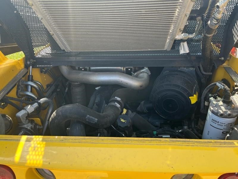 2021 New Holland L321 Skid Steer - $41,900 | Machinery Pete