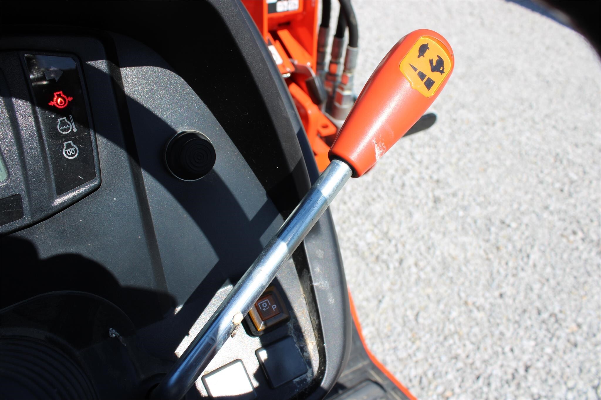 2020 Kubota LX2610 Tractor - $21,900 | Machinery Pete