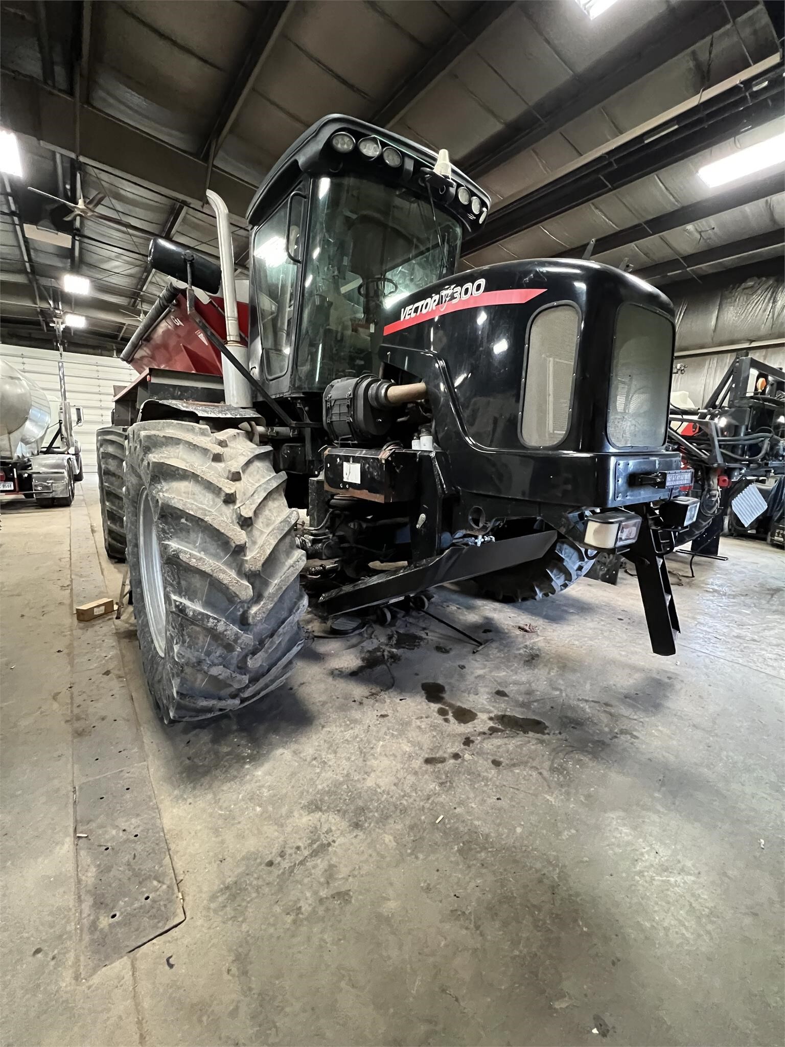 2012 RBR Enterprise Vector 300 Self-Propelled Fertilizer Spreader ...