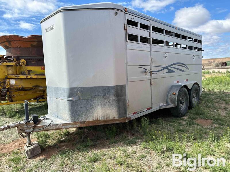 Used Livestock Trailers for Sale - 68 Listings | Machinery Pete