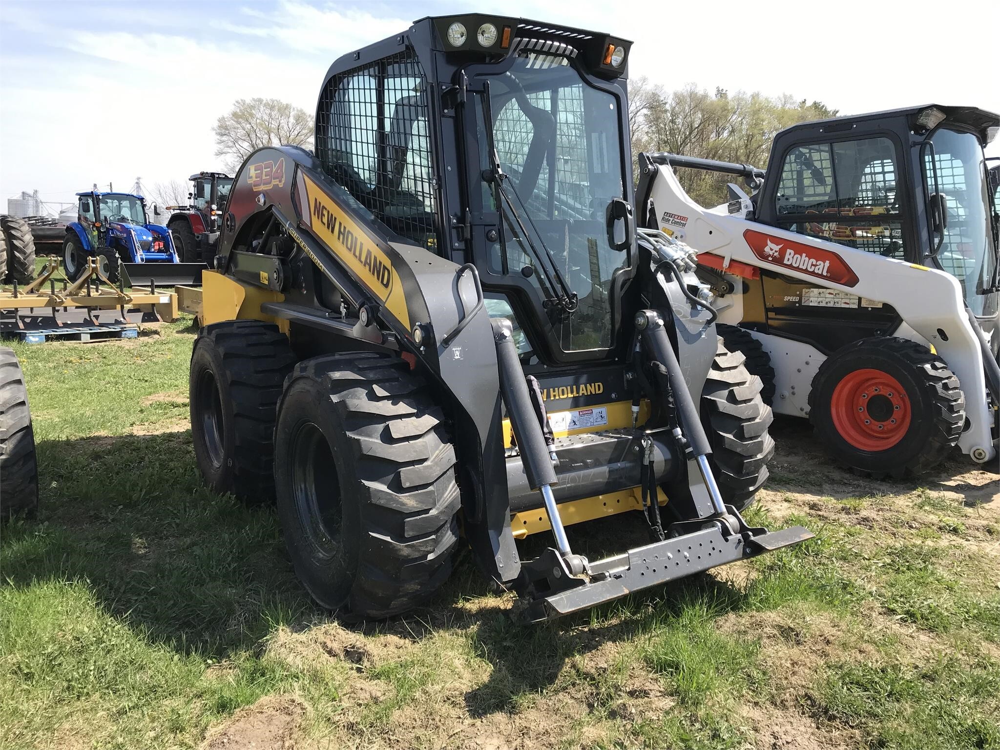 2023 New Holland L334 Skid Steer - $Call | Machinery Pete