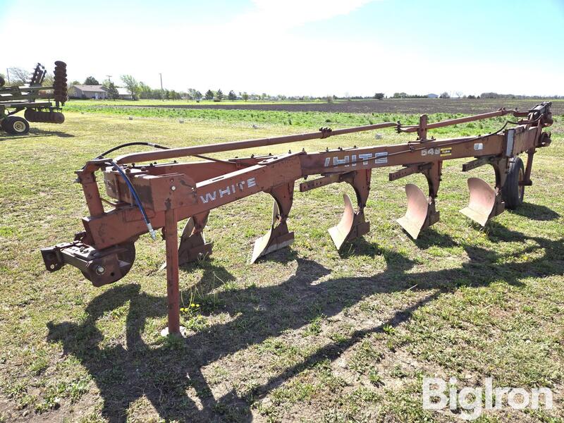 Used White Plows for Sale - 15 Listings | Machinery Pete