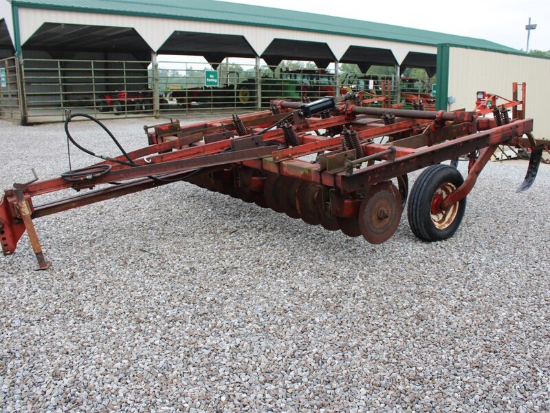 Used Chisel Plows for Sale - 294 Listings | Machinery Pete