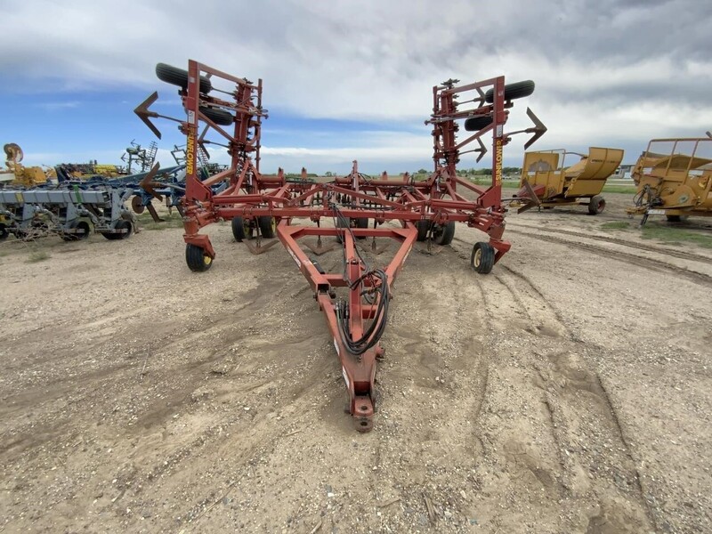 Used Chisel Plows for Sale - 356 Listings | Machinery Pete