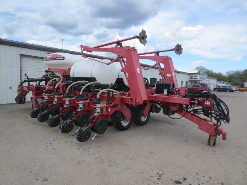 Used White Planters for Sale - 177 Listings | Machinery Pete