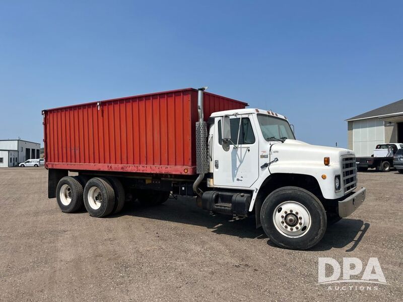 Used Grain Trucks for Sale - 106 Listings | Machinery Pete