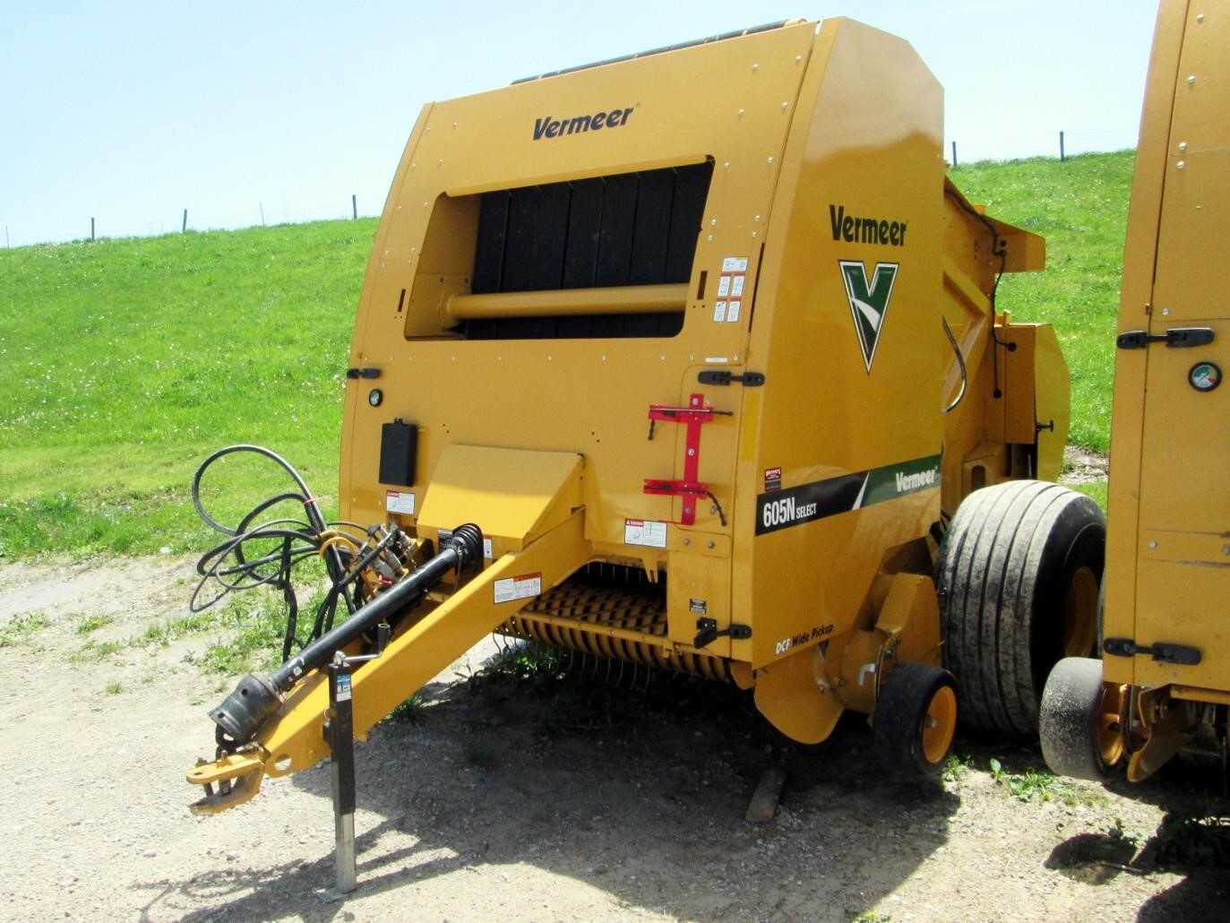 2019 Vermeer 605N Round Baler - $37,500 | Machinery Pete