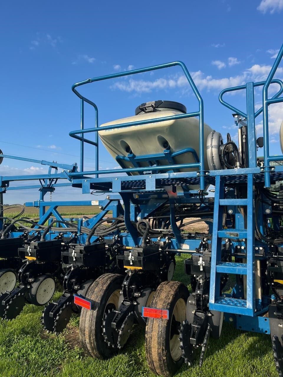 2012 Kinze 3600 ASD Planter - $59,500 | Machinery Pete
